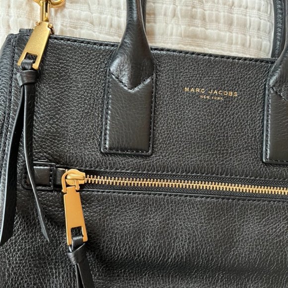 Marc Jacobs | Bags | Marc Jacobs Pebbled Leather Sachel Bag | Poshmark